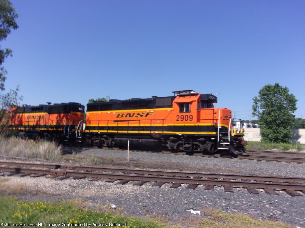 BNSF 2909